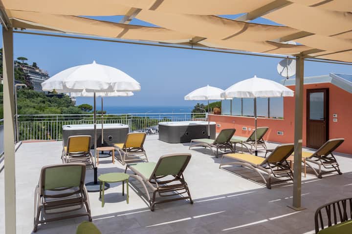 Futura Sorrento - Funky- De Vivo Realty - Sorrente