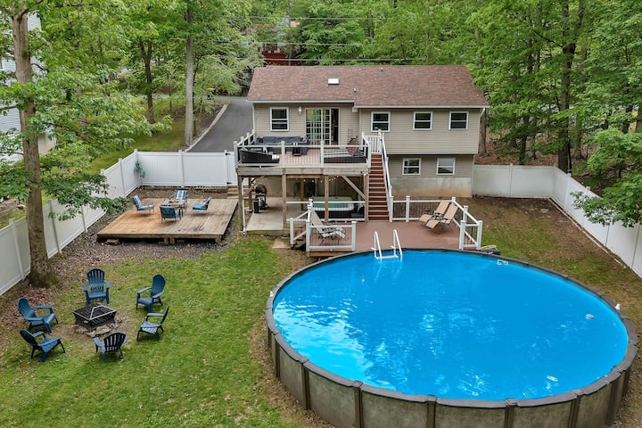 Gorgeous 4br With Pool, Hot Tub, Sauna & Game Room - Stroudsburg, PA