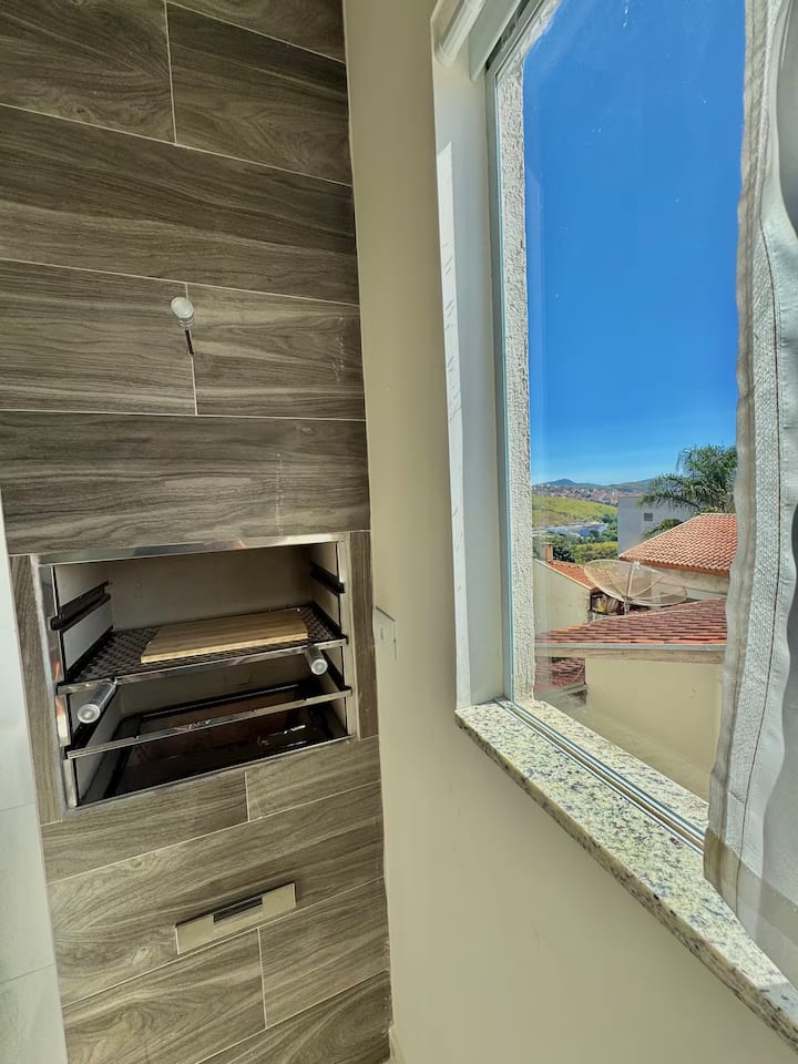 Lindo Apê C/ Suíte, Churrasqueira A 7min Do Centro - Poços de Caldas