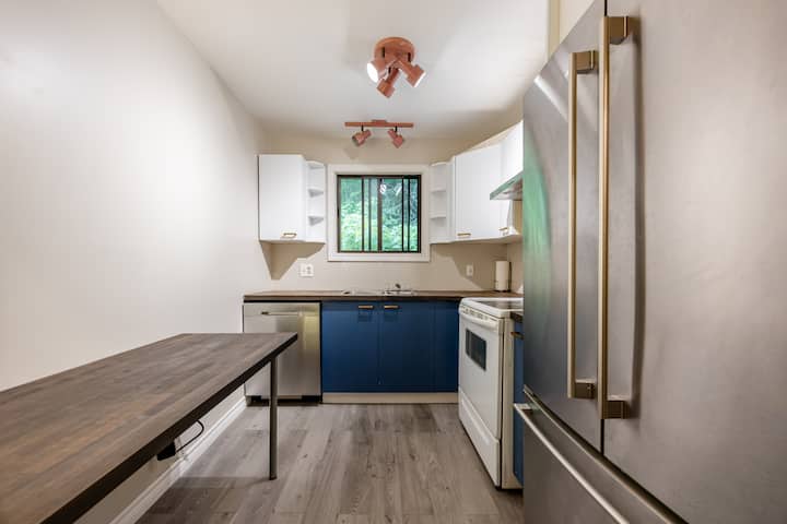 Appartement 5 Chambres Pour Familles Et Groupes - Saint-Sauveur