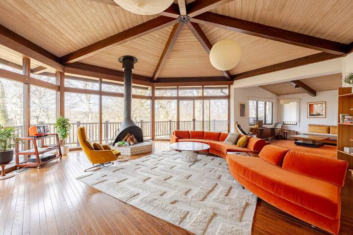 Chalet Retreat ~ 70s Design ~ Minutes To Dc! - Washington, DC