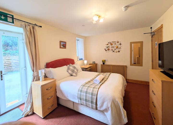 Ensuite Room Nr Town Centre, Kitchen Shared - Dumfries
