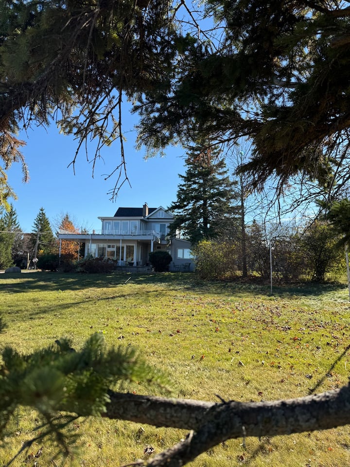 Serenity By The Lake – Sunset Point, Collingwood - Collingwood