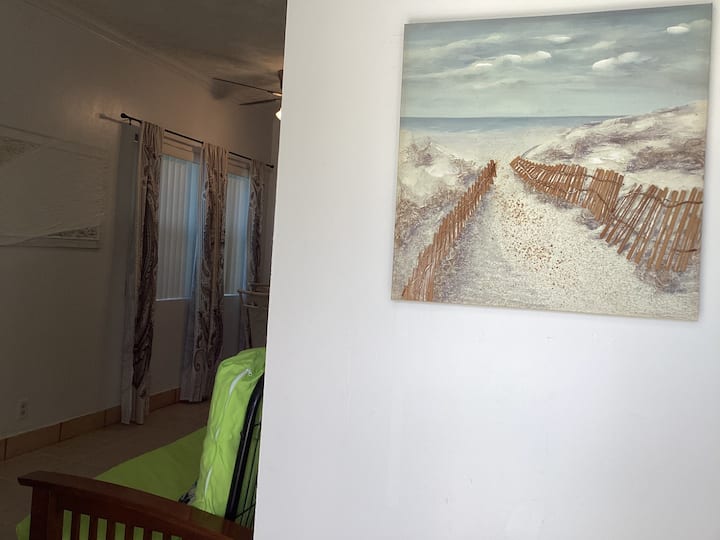 Colwin's #2 Families/couples-sleeps 4 - Turks and Caicos Islands