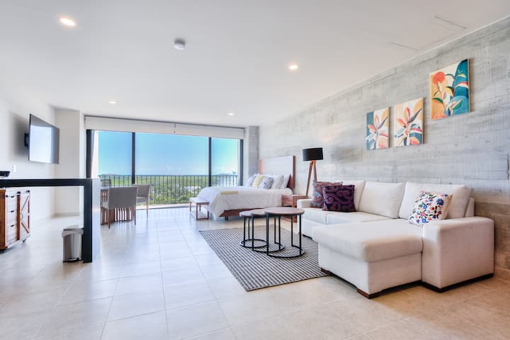 Great Location With Pool/ Gym / High-speed Wifi - Cancún