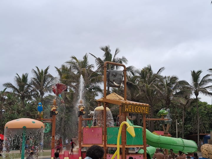 Shaka Shores Six Sleeper Avec Vue Sur La Mer - Durban