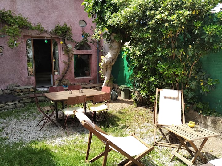 Maison Entière Très Calme Charme Et  Jardin - Lac du Salagou
