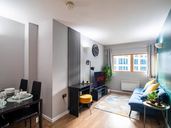 Modern 2-bed Apartment Leeds Train Station - Leeds