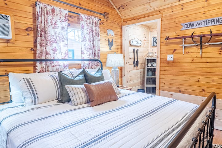 The Barn (Unit #11) - Lake George, NY