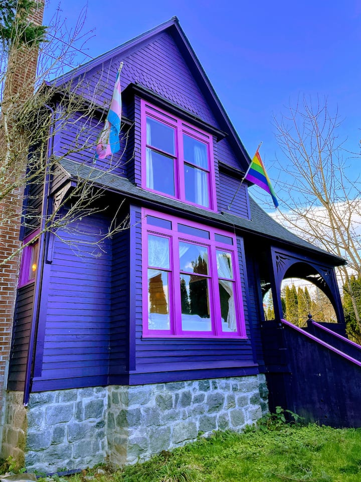 5-min Walk To Downtown/lake, 4br, 12 Guests - Olympia, WA