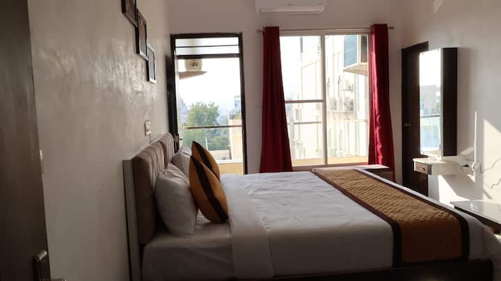 Arul's 3 Bhk Flat - Udaipur