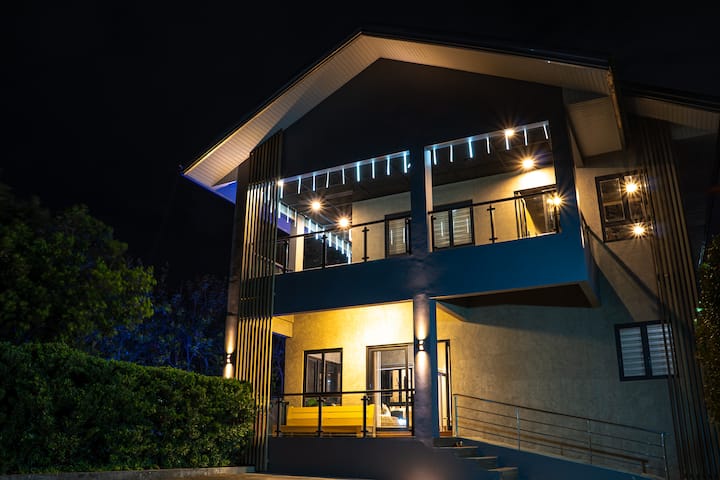 Enclave Villa | Pool & Fun (10-15 Pax) | 4 Rooms - Anilao