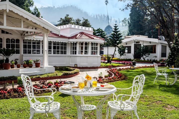 Stayvista At Breeze @ Tiverton Bungalow -Lawn, Bbq - 烏塔卡蒙德
