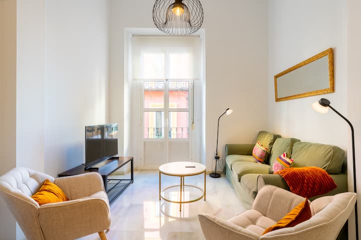 Garcia Vinuesa Primero. 3 Bedrooms, 2 Bathrooms - Seville