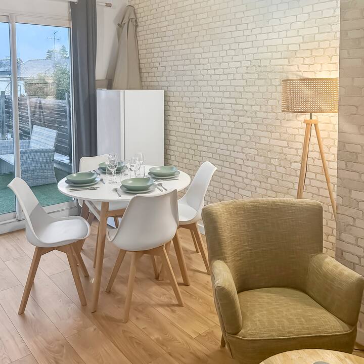 Appartement Angevin Avec Terrasse Et Wifi Rapide - Saint-Barthélemy-d'Anjou