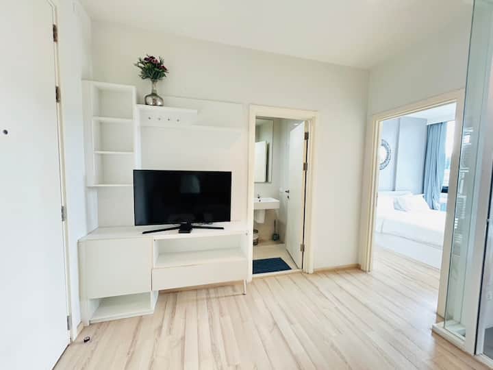 1 Bedroom Apartment / Pool View / Phuket Town #22n - Phuket