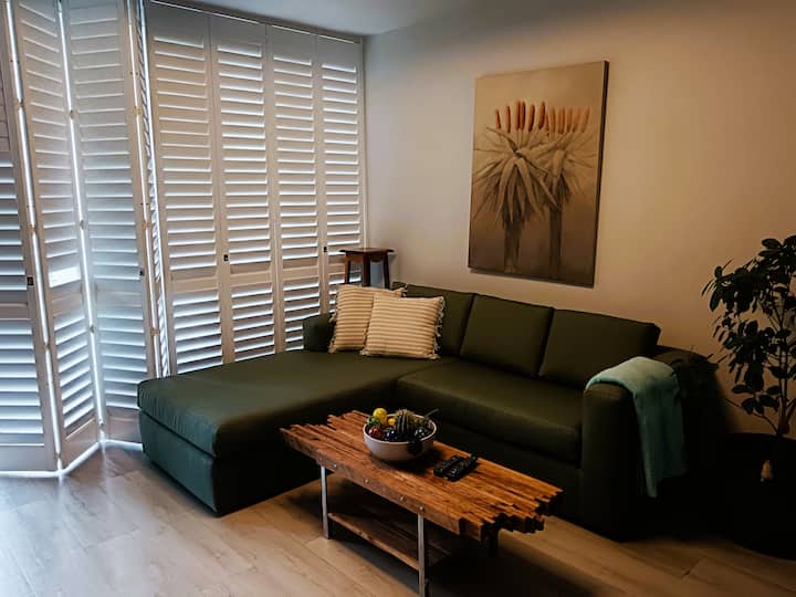 Tranquil Green Point Oasis - Cape Town