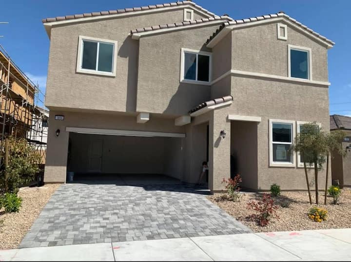Las Vegas 4bedrooms/2.5bath Home Gated Comm. - North Las Vegas, NV
