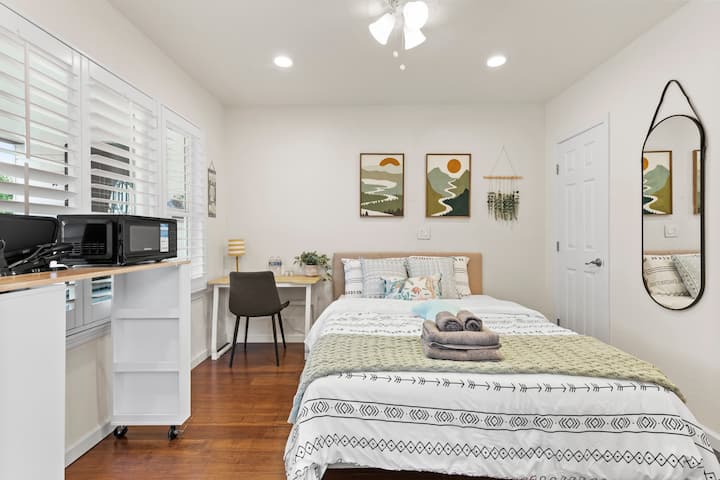Jane's Home (Sn) | Suite W Bath & Kitchenette + Ac - San Jose, CA