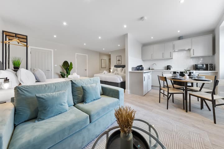 Air Conditioning Studio | Quick Access To Central - Cockfosters