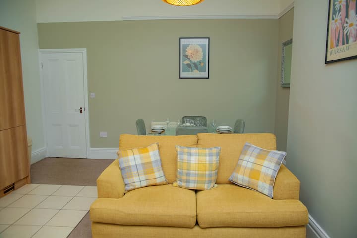 Huge Discount - Elms West. Free Wi Fi And Parking - Sunderland