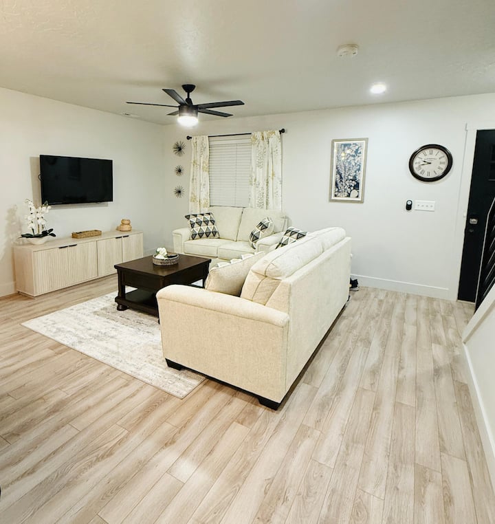 Luxury Stay In Salt Lake City - Midvale, Utah - Sandy, UT