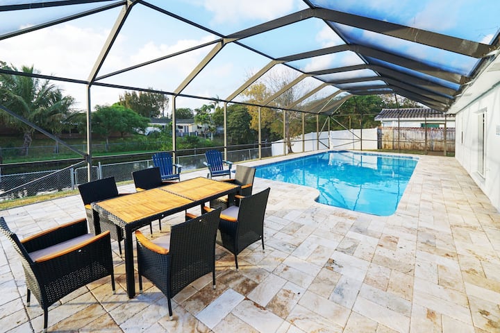 The White House Newly Renovated With Pool - Coconut Creek, FL