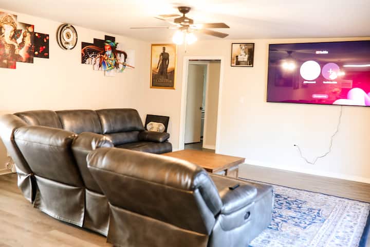 Lxy Home Close To City/hwy/diner 4tv, W/playground - Kiowa Casino & Hotel