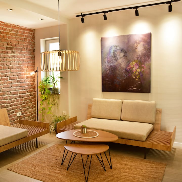 Bright Cozy Apartment In Central Skopje - Skopje