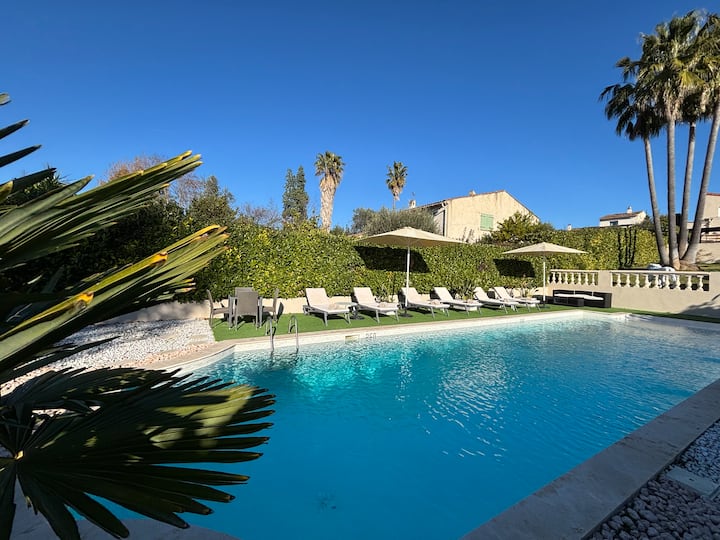 Jolie Chambre D'hôtel - Piscine – Jacuzzi - Saint-Paul-de-Vence