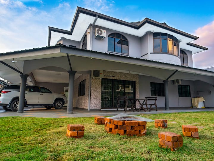 12pax/4br Ipoh Garden East - Ipoh