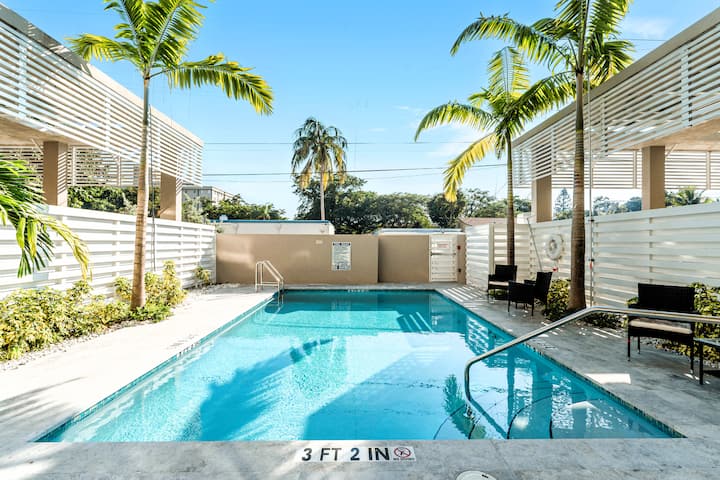 {Jade Haven} ~ Beach ~ Pool ~ Gym ~ Free Parking - 할리우드