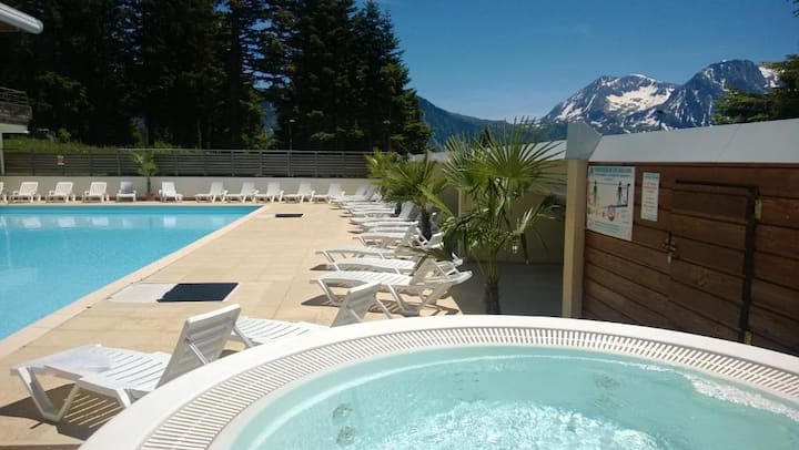 Appart 2 Ch Aux Pieds Des Pistes, Piscine, Spa - Chamrousse