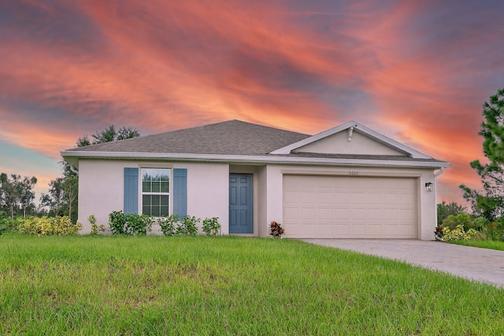 Newhouse, 2queen & 2 Twinbeds Officespace Laundry - Lehigh Acres, FL