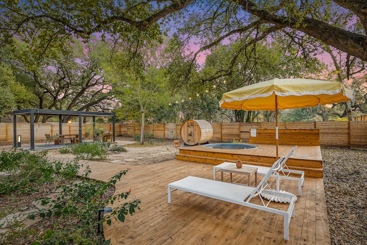 Sauna & Cowboy Pool | Front House - Lockhart State Park, Lockhart