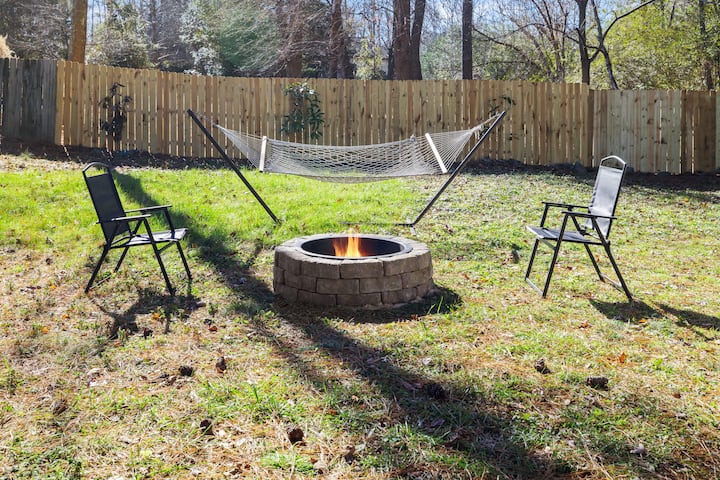 Serenity On The Green: Hosts Up To 10 Guests - Raleigh, NC