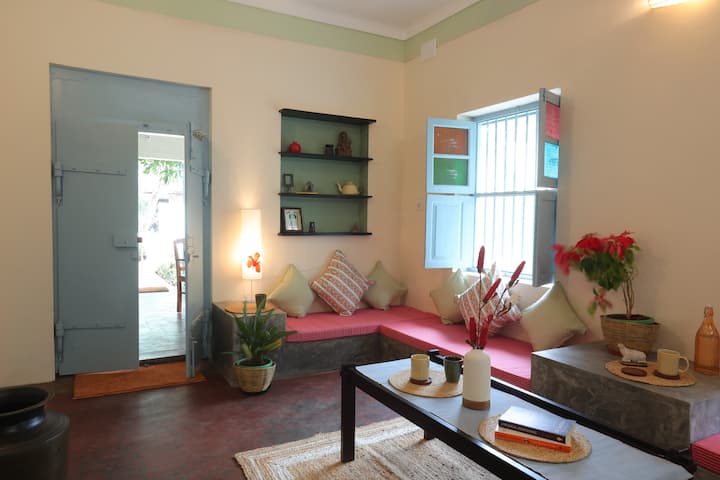 Beach Villa With Pool | Maison Thomas - Puducherry