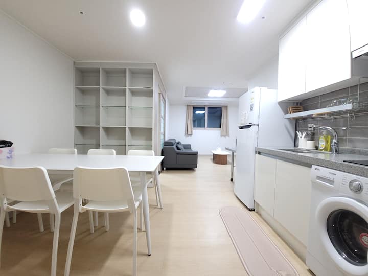 Stay Gree#171/방2거실1/ 53㎡/ Busan Station 3분/ 10명가능 - 부산광역시