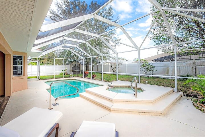 Beachside Bliss With Pool, Spa, & Game Room! - Marineland Dolphin Adventure, St. Augustine