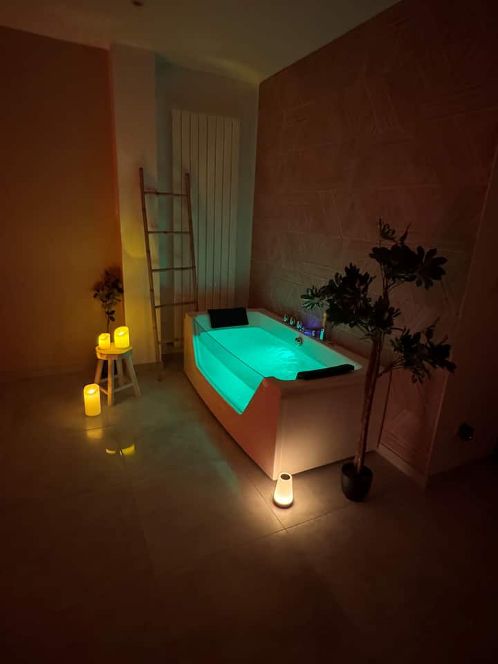 Cocon Romantique Avec Spa à Deux Pas Des Vagues - Antibes