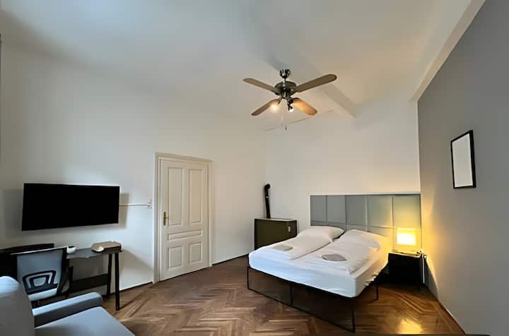 Cozy Stay Close To Danube Canal & Praterstern - Vienna