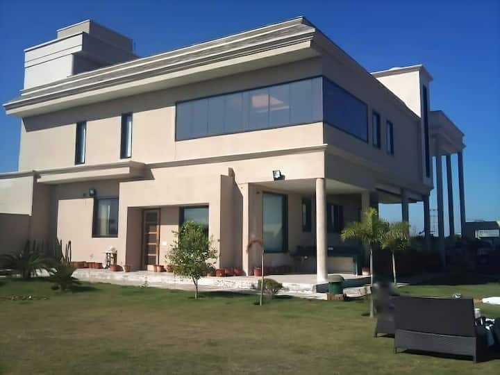 Dbs Bnb Veer Enclave Amritsar–nr Shri Darbar Sahib - Amritsar