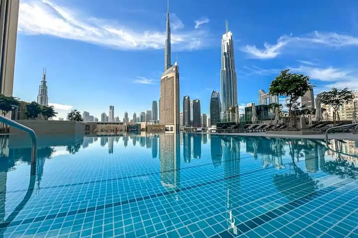 Urban Luxe 4br | Burj Khalifa + Dubai Mall - Dubai