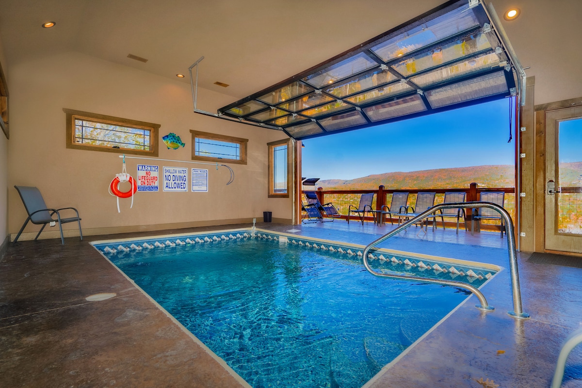 NEW Indoor Pool Cabin*Movie*Arcade*Mountain Views - Cabins for Rent in ...