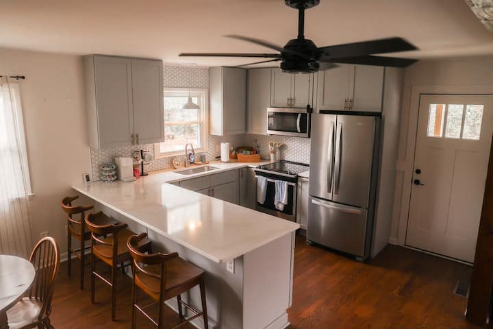 Quiet Getaway Near Golf Course And Beach - Wilmington, NC