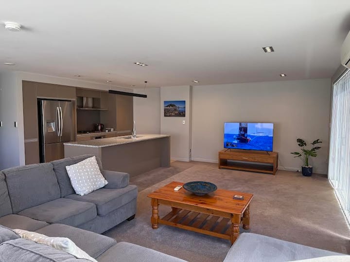 Executive Apartment - Mount Maunganui
