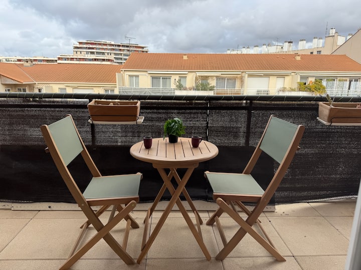 2 Pièces Avec Terrasse, Prado, Vélodrome, Parking - Marseille