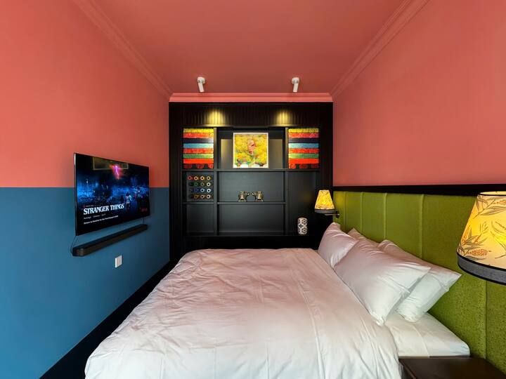 ĐAkao Vibe: Retro Studio 1b In Center By Circadian - Ho Chi Minh City