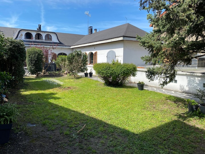 Maison Sur Terrain Arboré - Épinay-sur-Orge