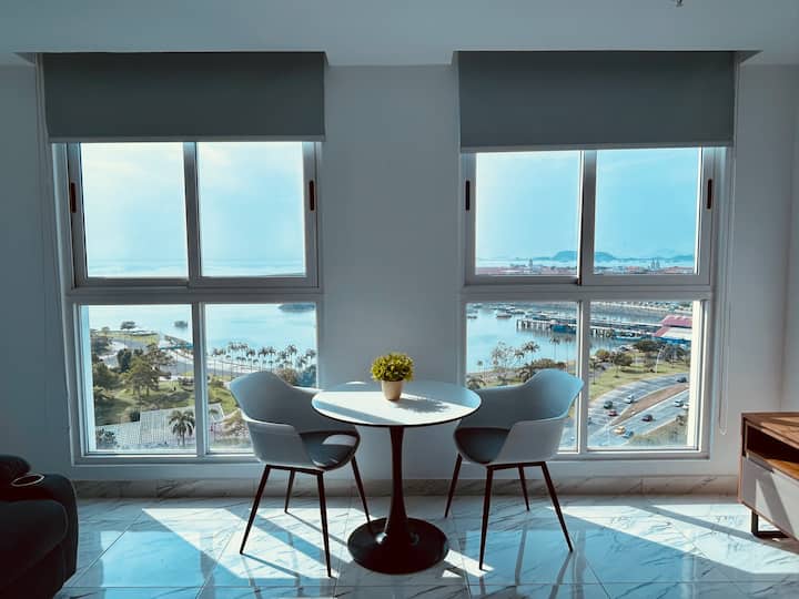 Cozy Ocean Front Apt Infinity - Panama City